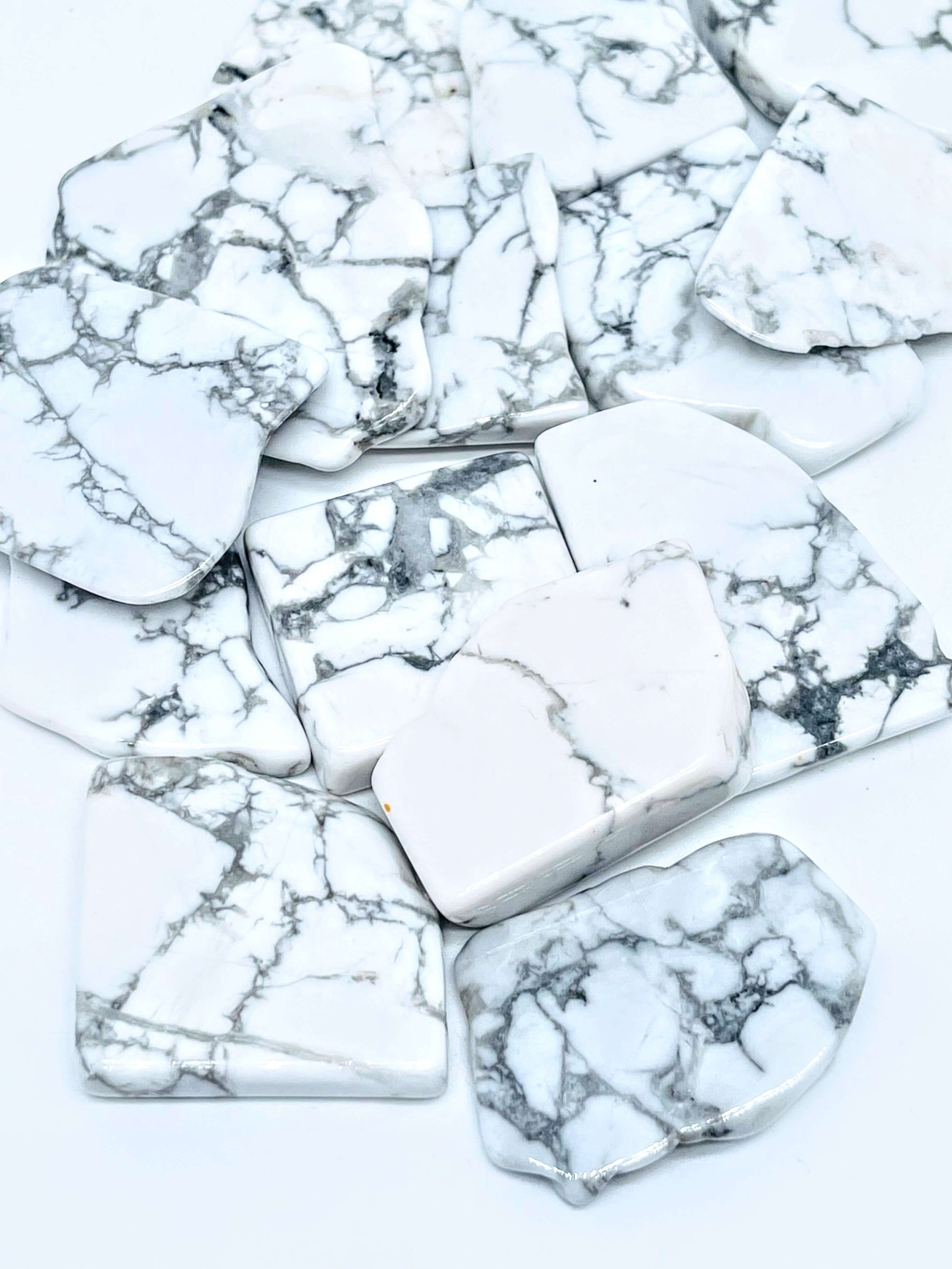 Crystal polished slabs and pieces